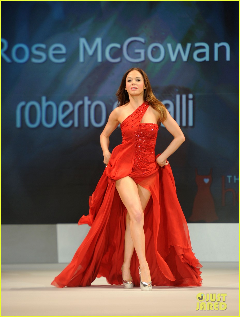 Rose McGowan: Heart Truth Red Dress Fashion Show!: Photo 2626559 | Rose McGowan Photos | Just ...
