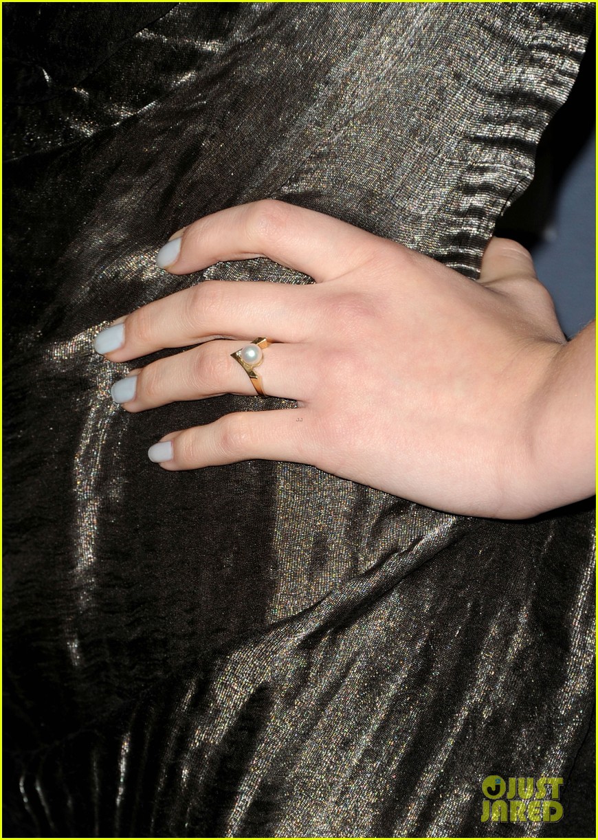 Chloe Moretz: Costume Designers Guild Awards 2012: Photo 2631694 ...