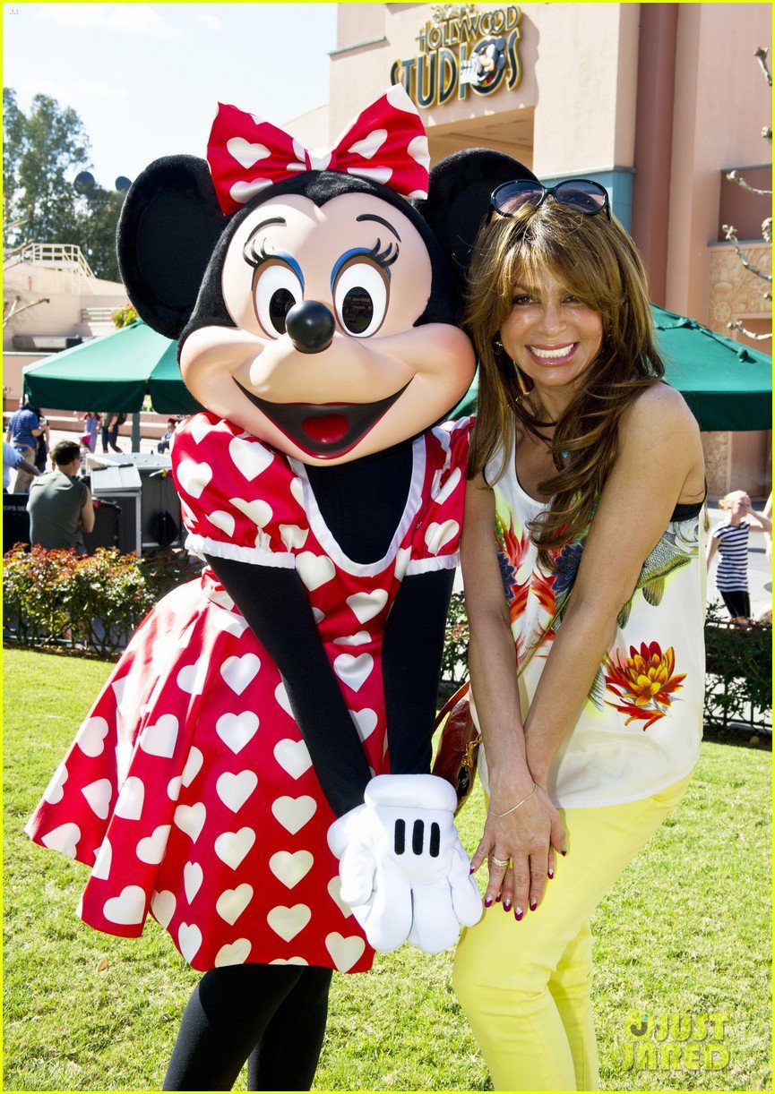 Paula Abdul: Disney World for Valentine's Day!: Photo 2628961 | Paula ...