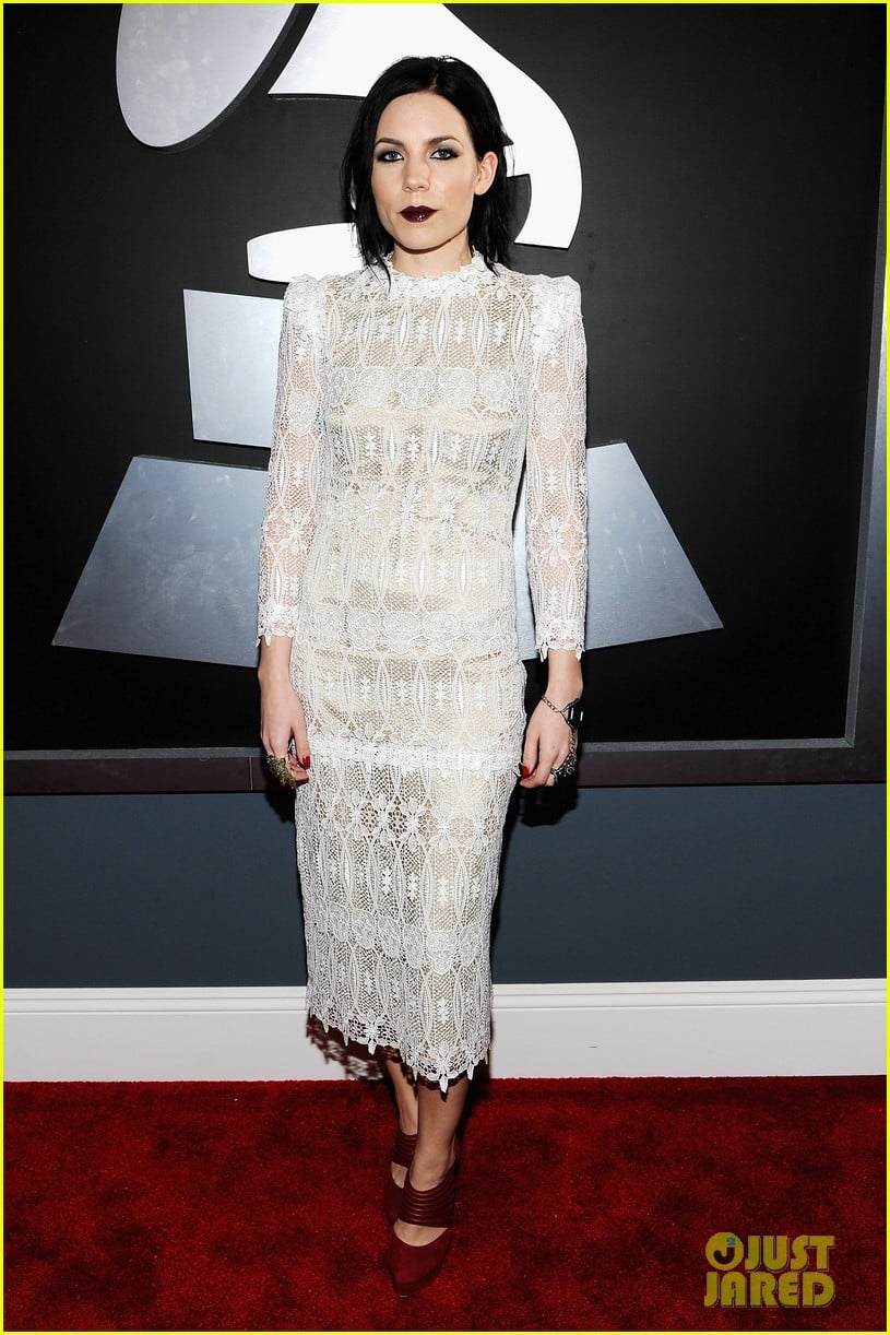 Robyn, Skylar Grey & Bonnie McKee - Grammys 2012 Red Carpet: Photo ...
