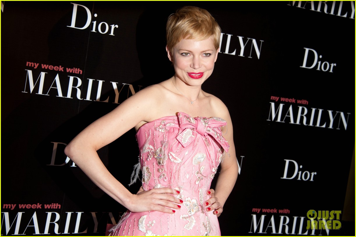 Michelle Williams: 'My Week With Marilyn' Paris Premiere!: Photo 2629481 | Michelle Williams ...