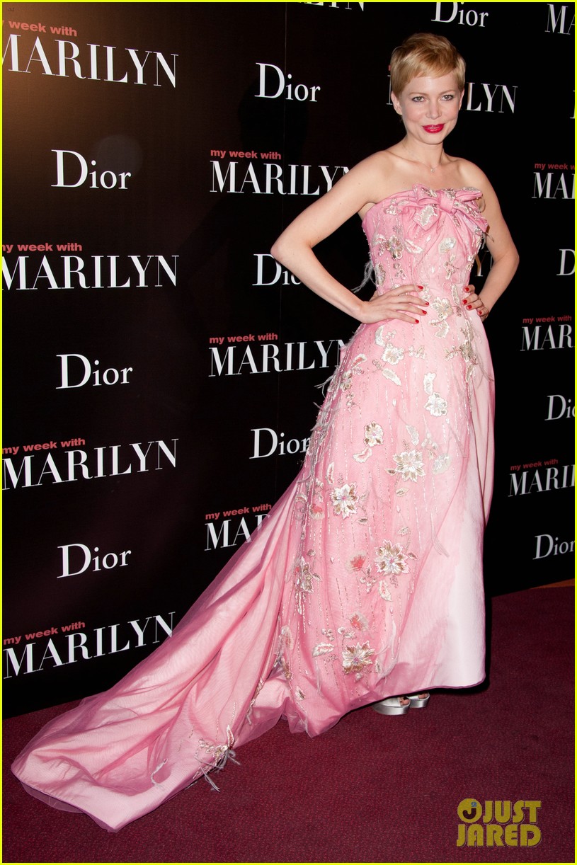 Michelle Williams: 'My Week With Marilyn' Paris Premiere!: Photo 2629489 | Michelle Williams ...