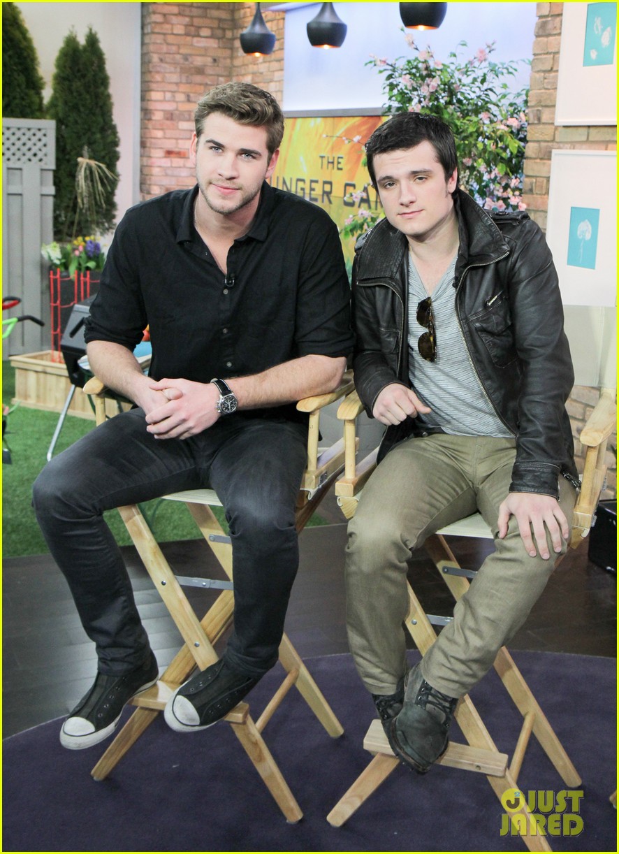 Liam Hemsworth & Josh Hutcherson Talk 'Hunger Games' in Toronto: Photo ...