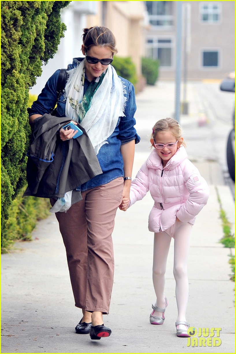 Jennifer Garner & Violet: Saturday Ballet!: Photo 2643946 | Ben Affleck ...