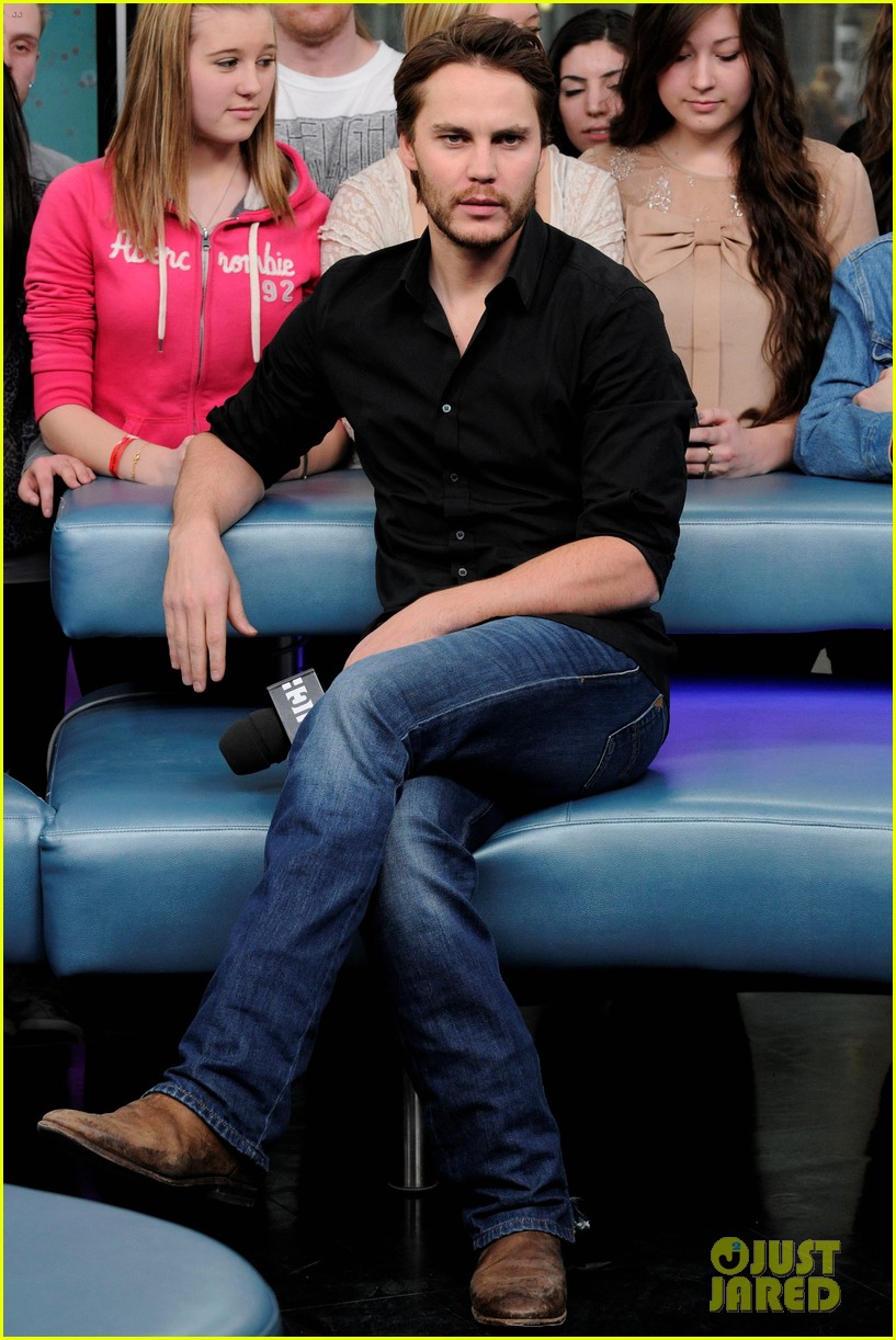 Taylor Kitsch: 'GQ' Feature!: Photo 2636960 | Magazine, Taylor Kitsch ...