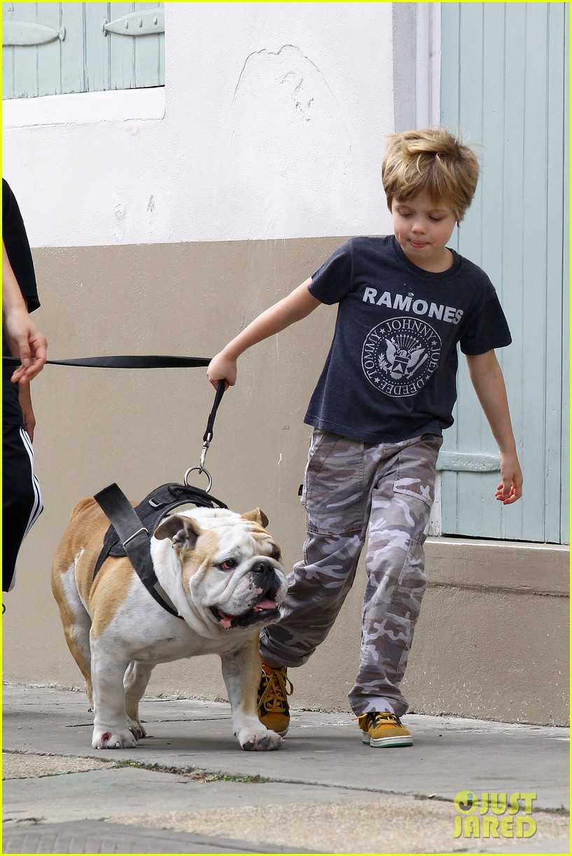 Brad Pitt Rides His Bike in the Big Easy: Photo 2636904 | Angelina ...