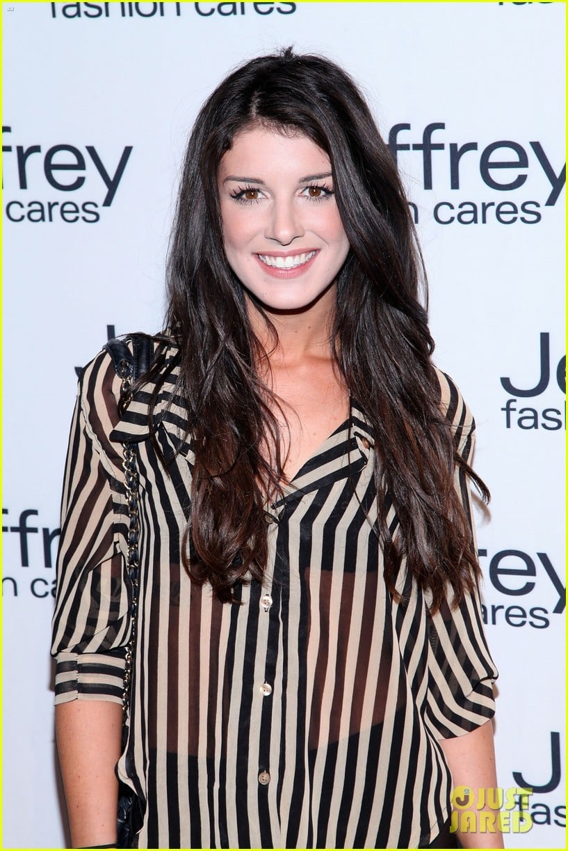 Kate Upton & Irina Shayk: Jeffrey Fashion Cares 2012: Photo 2642866 ...