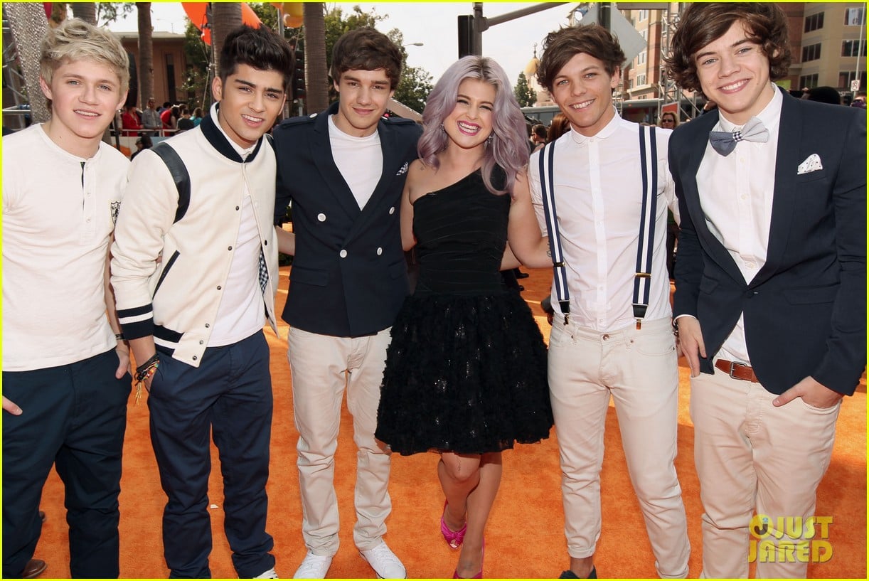 One Direction - Kids' Choice Awards 2012 Performance!: Photo 2644080 ...