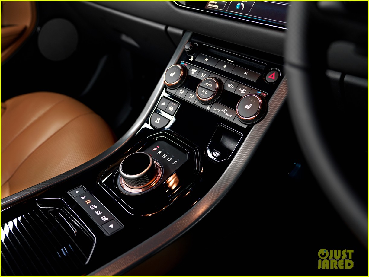 Victoria Beckham Launches the Range Rover Evoque Special Edition ...