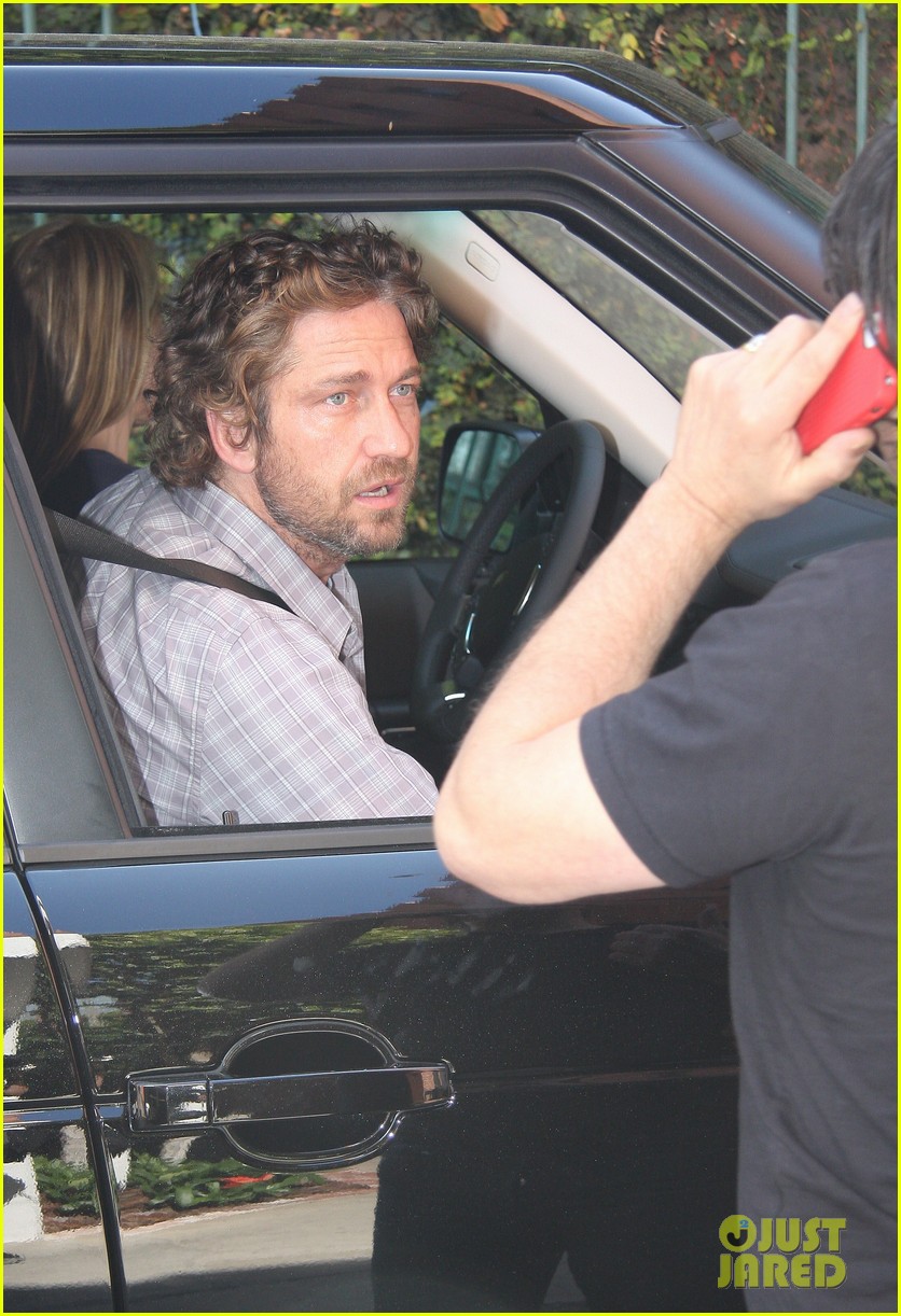 Gerard Butler: Doctor's Office Dude: Photo 2650859 | Gerard Butler ...