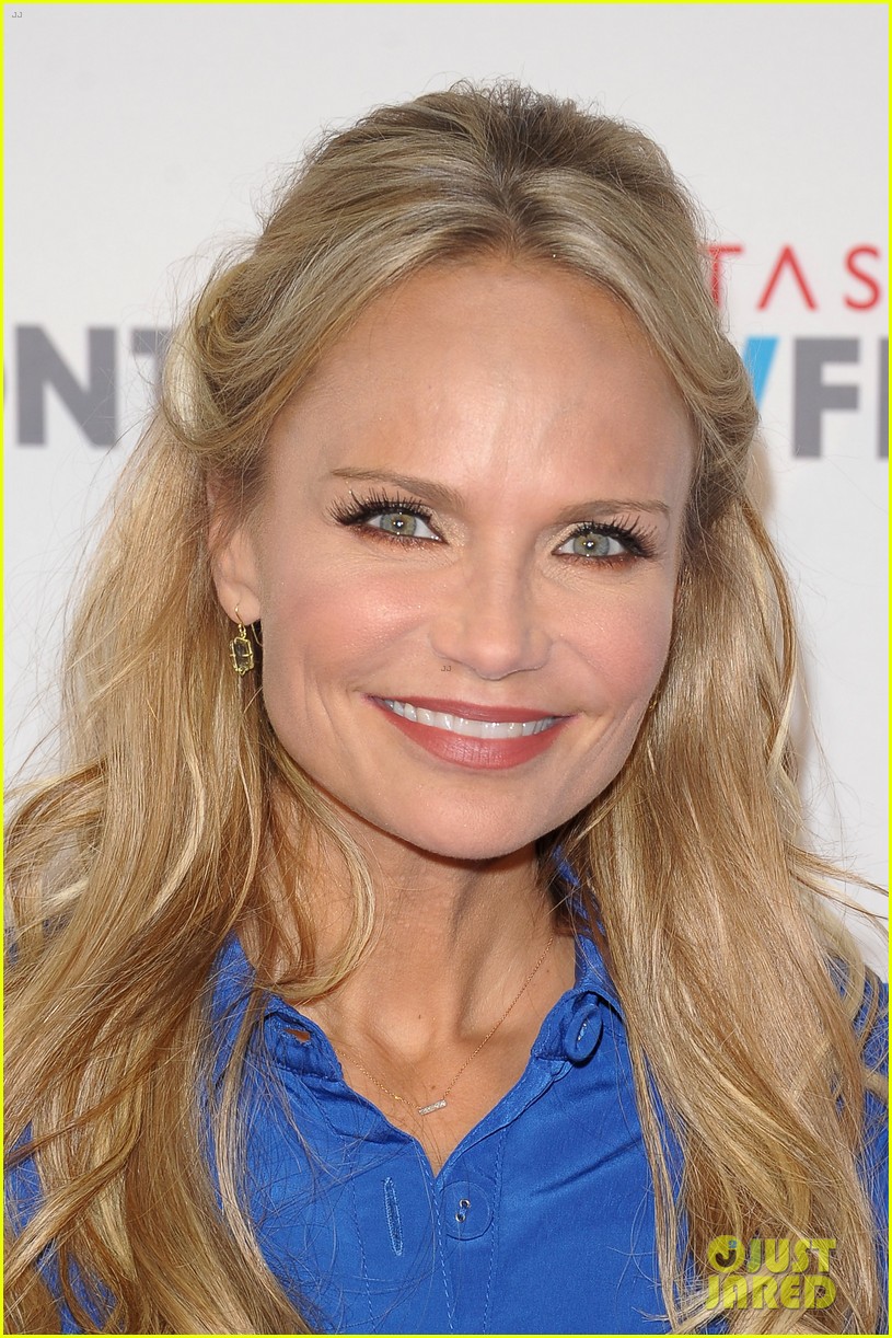 Kristin Chenoweth & Megan Hilty: Big Apple Beauties!: Photo 2654080 ...