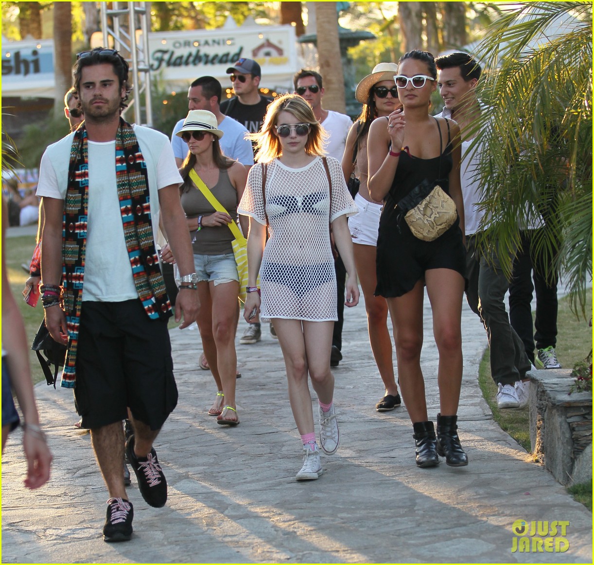 Emma Roberts & Joe Jonas: Coachella Weekend 2!: Photo 2651827 | Emma ...