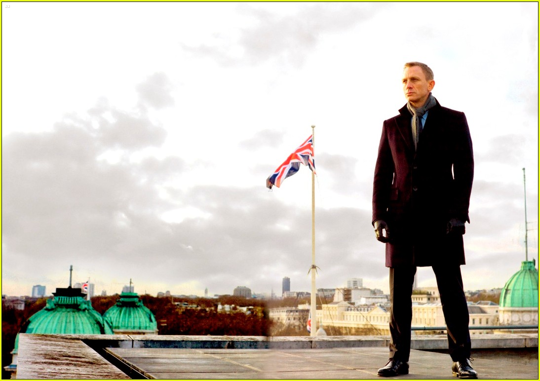 Daniel Craig: New 'Skyfall' Pics!: Photo 2647678 | Daniel Craig Photos ...