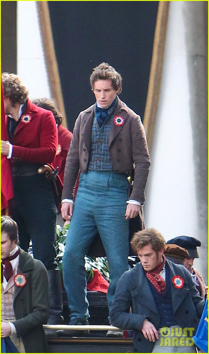 Russell Crowe & Eddie Redmayne: 'Les Miserables' Men!: Photo 2648405 ...