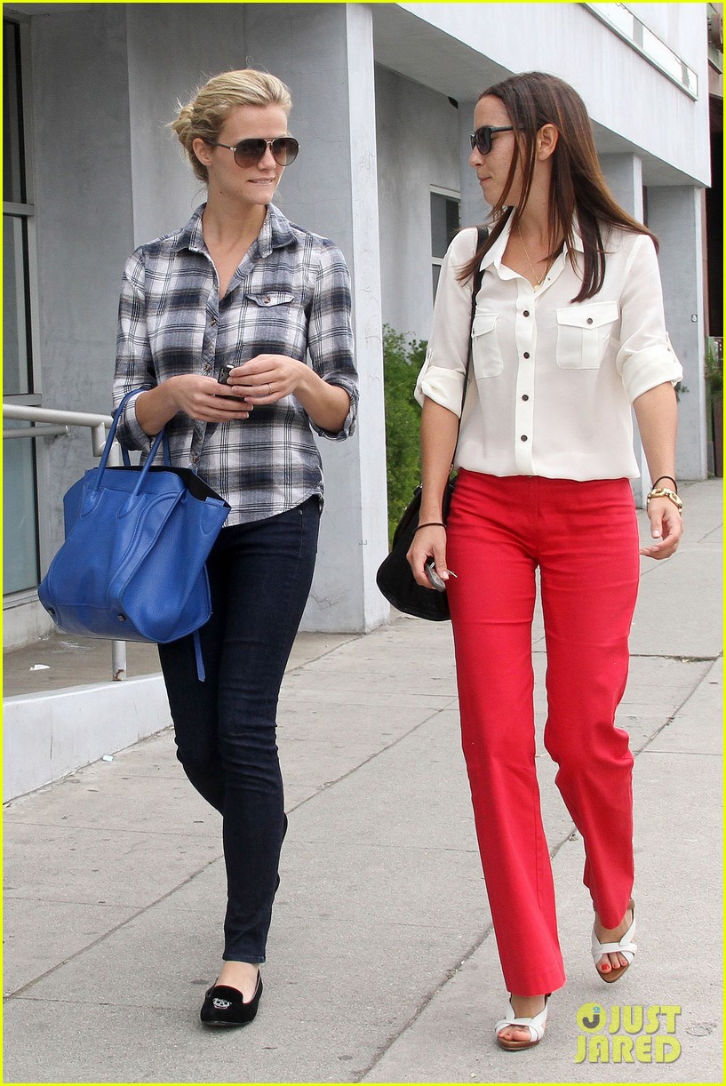 Brooklyn Decker: Joan's on Third with Kim Alves!: Photo 2653583 ...