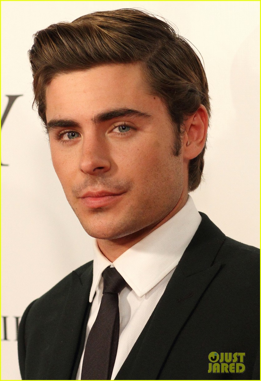 Zac Efron: 'Lucky One' Adelaide Premiere with Taylor Schilling!: Photo ...