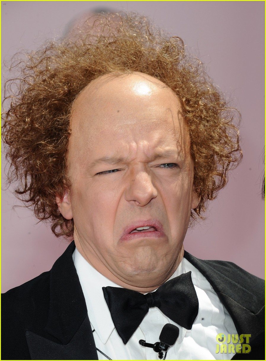 Sean Hayes & Jane Lynch: 'Three Stooges' Premiere!: Photo 2646411 ...