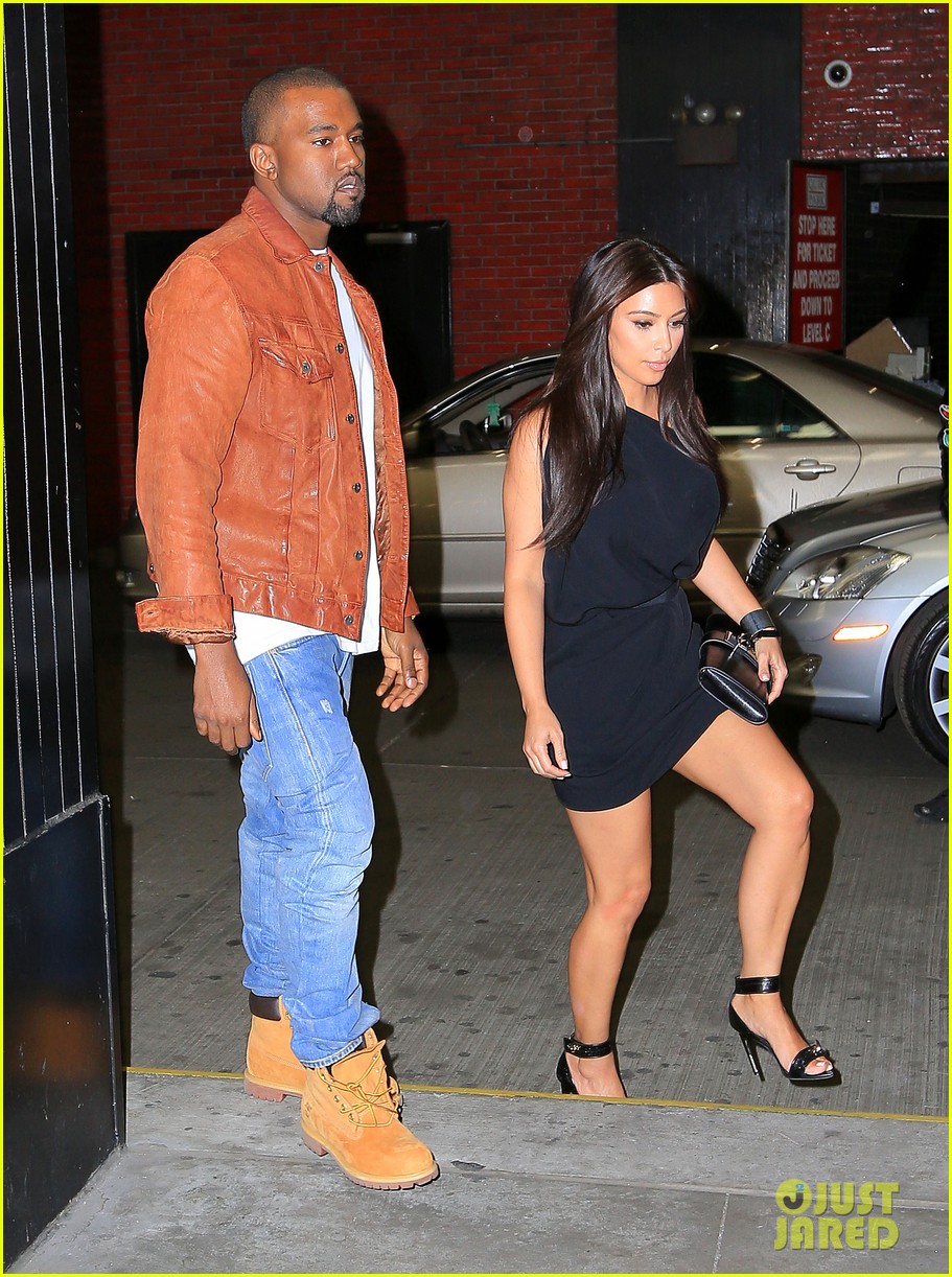 Kim Kardashian & Kanye West: 'Wicked' Date in NYC: Photo 2655472 ...