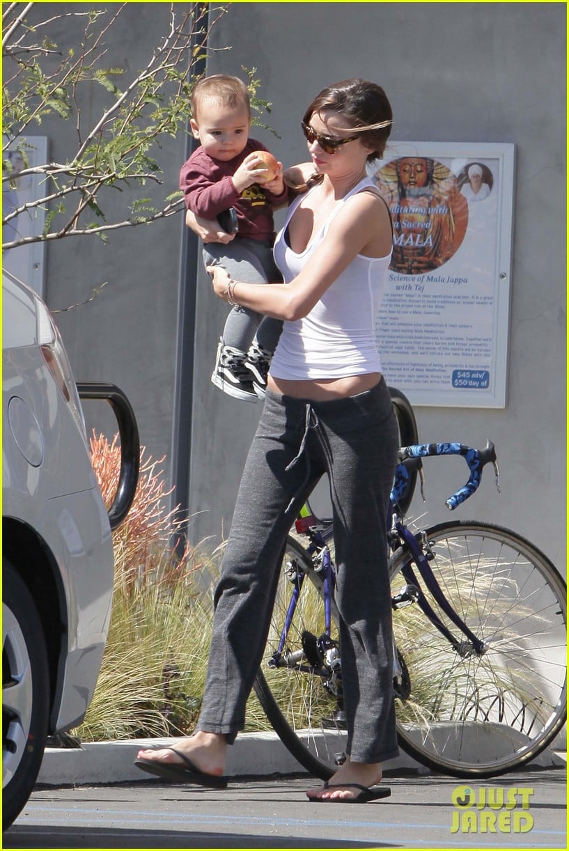 Miranda Kerr & Flynn: Yoga Buddies: Photo 2644832 | Celebrity Babies ...