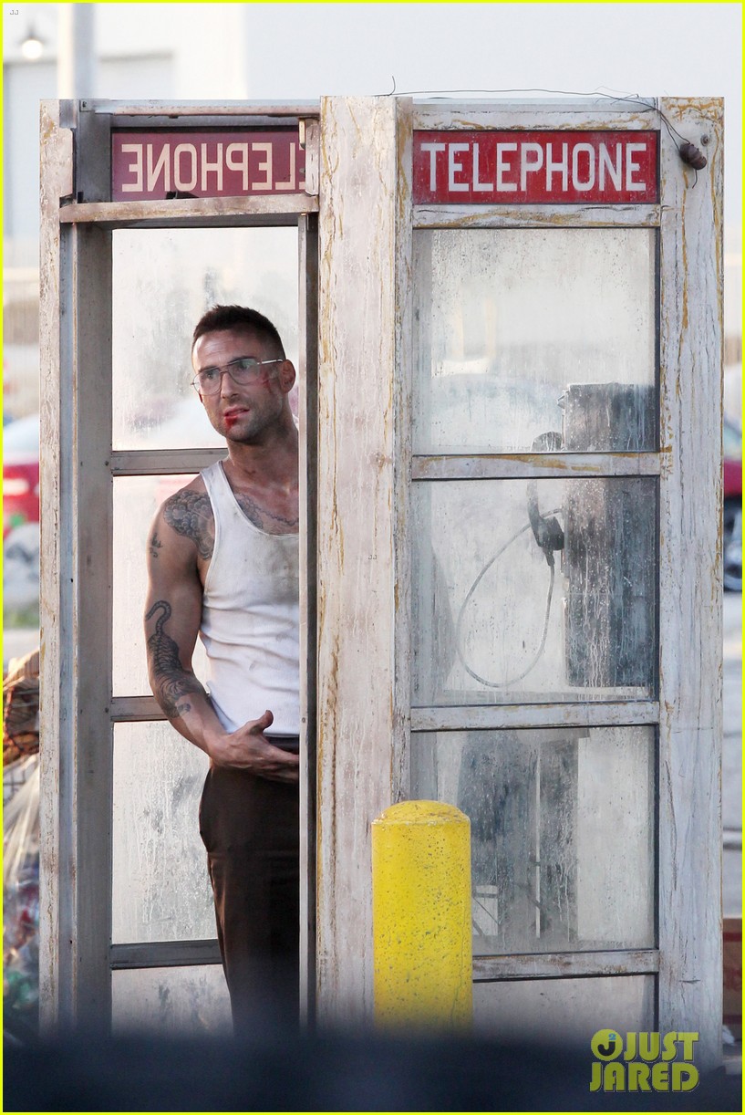 Adam Levine: Bloody for Maroon 5's 'Payphone': Photo 2651335 | Adam ...