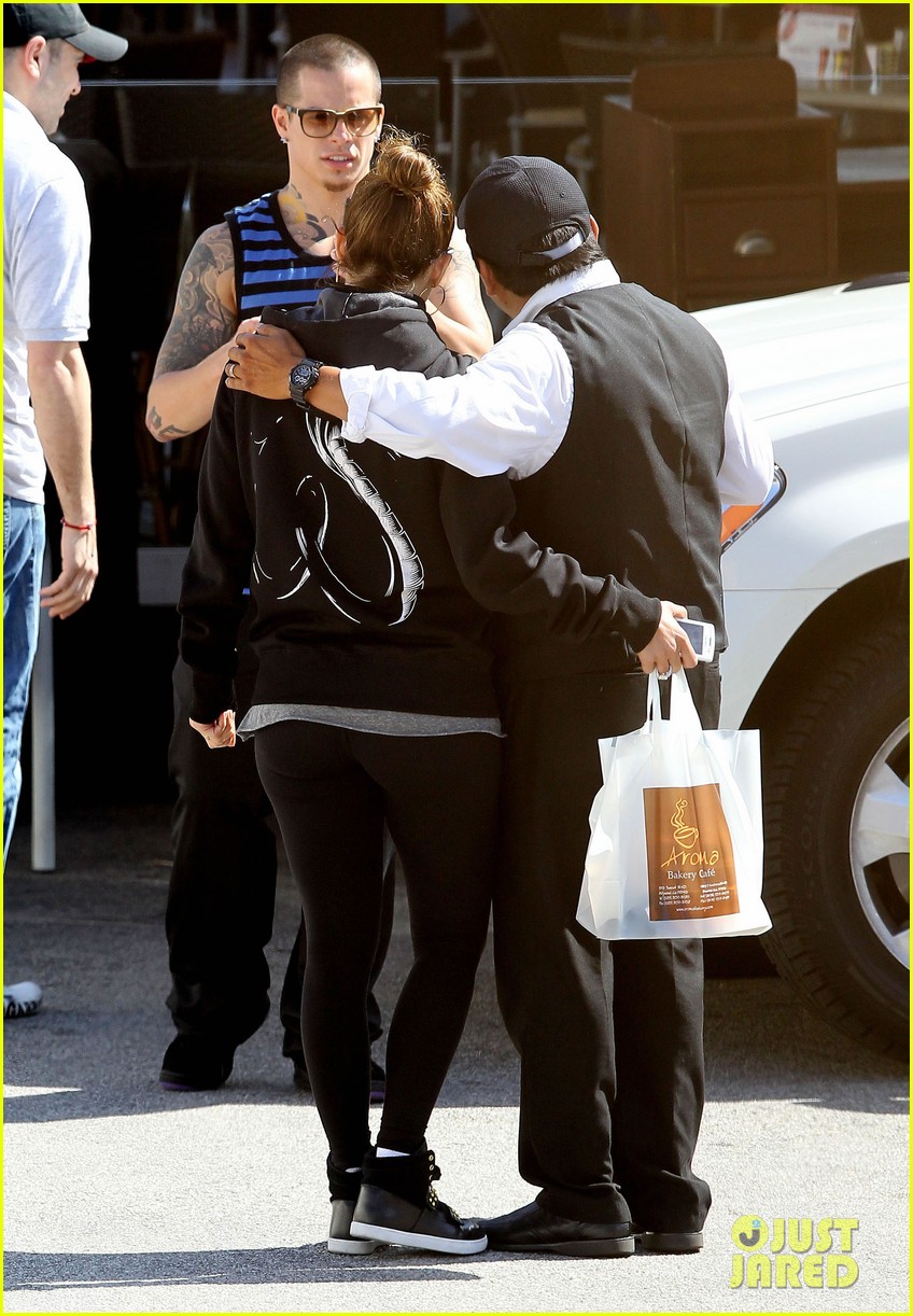 Jennifer Lopez & Casper Smart: Lovebirds at Lunch!: Photo 2655196 ...
