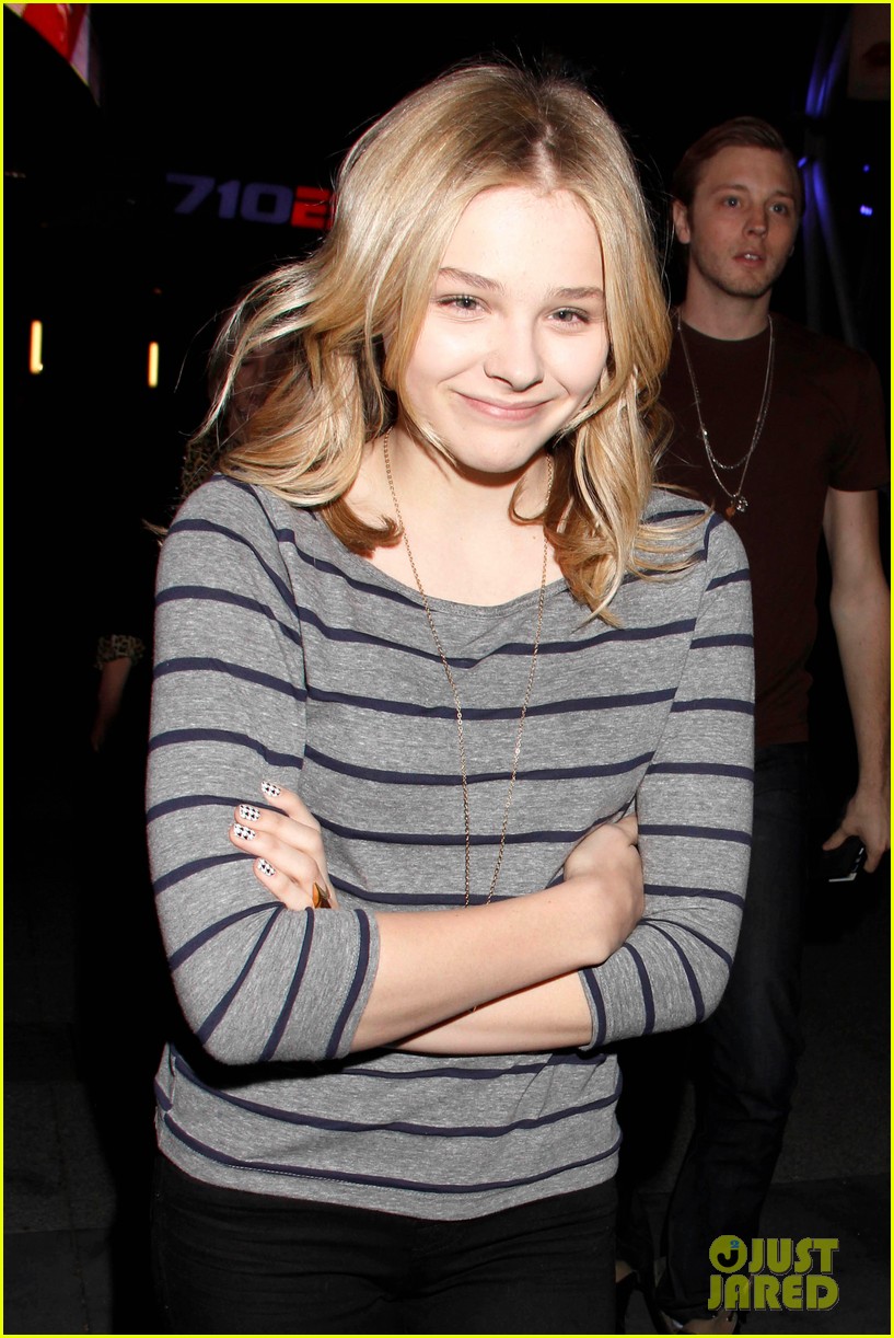 Chloe Moretz: Kelly Clarkson Concert!: Photo 2644902 | Chloe Moretz ...