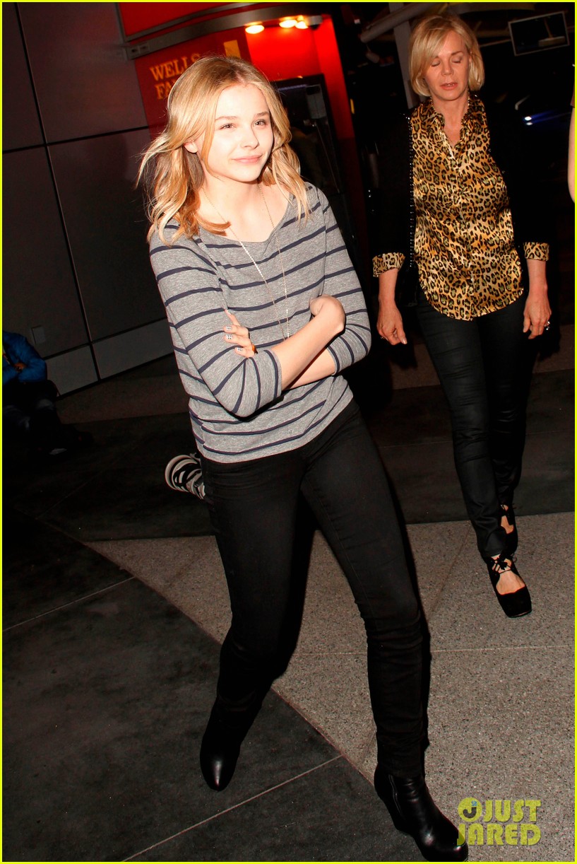 Chloe Moretz: Kelly Clarkson Concert!: Photo 2644903 | Chloe Moretz ...