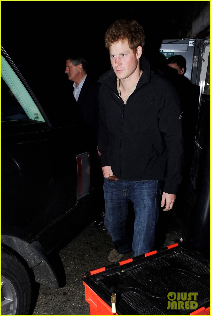 Prince Harry Volunteers Prince William to Run a Marathon: Photo 2654540 ...