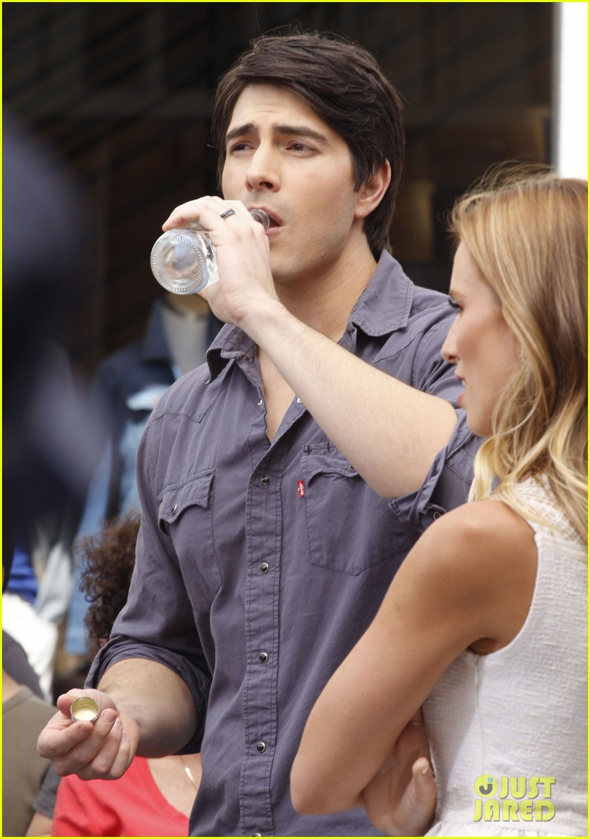 Brandon Routh: 'Extra' at The Grove!: Photo 2650559 | Brandon Routh ...