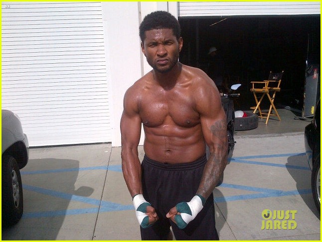 Usher Tweets Buff Shirtless Pics, Not Dead!: Photo 2647378 | Shirtless ...
