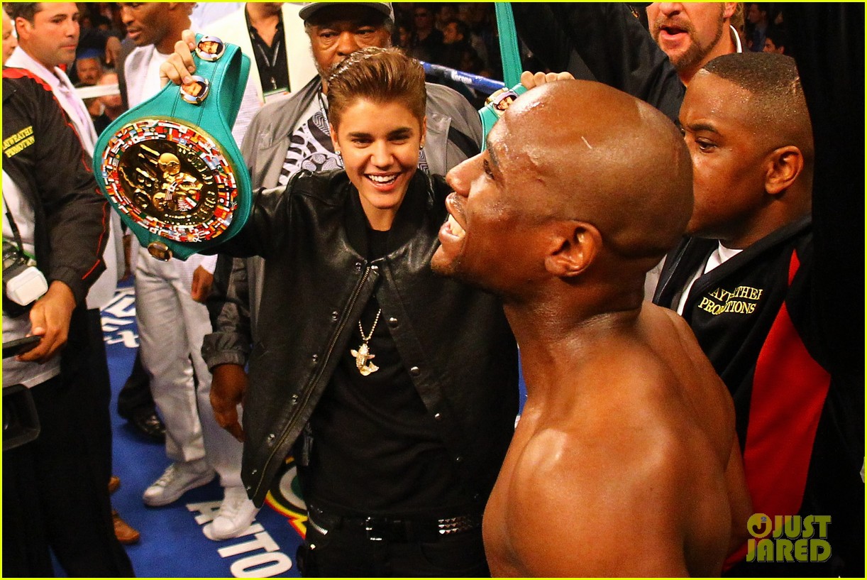 Justin Bieber: Floyd Mayweather, Jr. Boxing Victory Celebration!: Photo ...