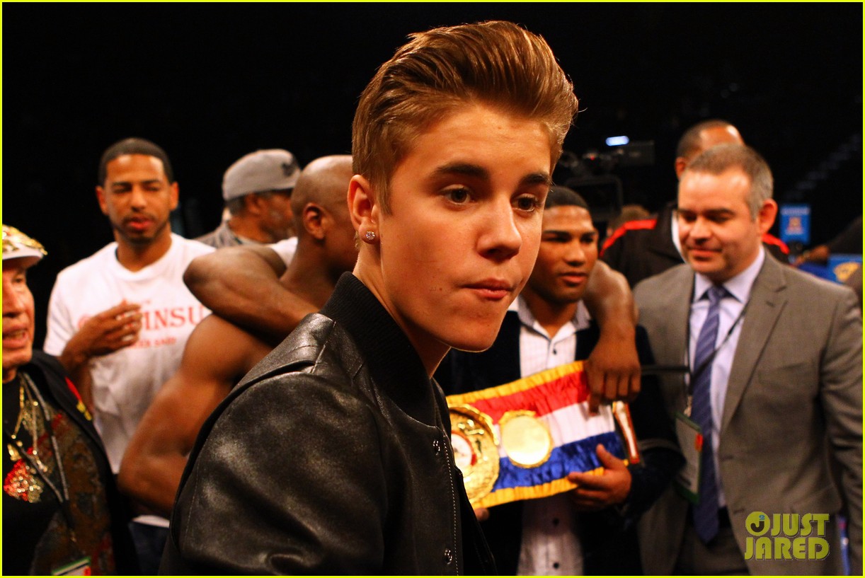 Justin Bieber: Floyd Mayweather, Jr. Boxing Victory Celebration!: Photo ...
