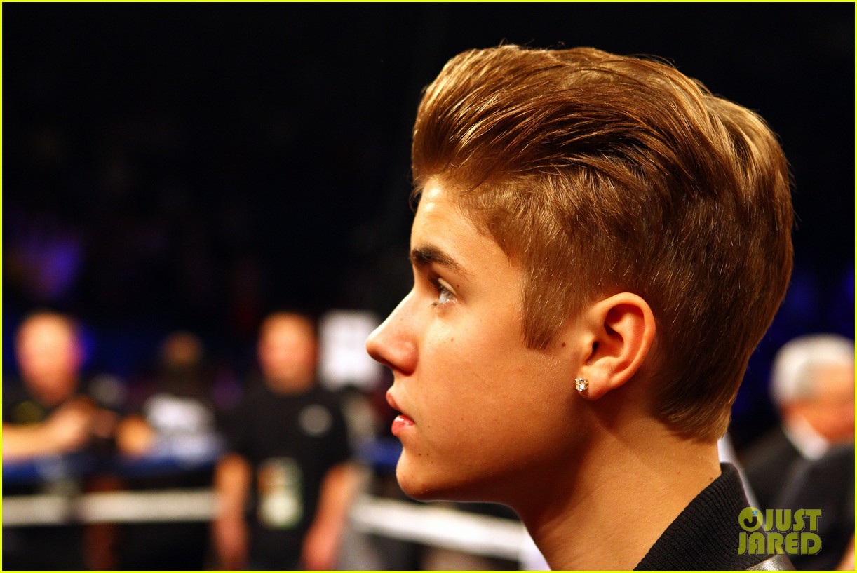 Justin Bieber: Floyd Mayweather, Jr. Boxing Victory Celebration!: Photo ...