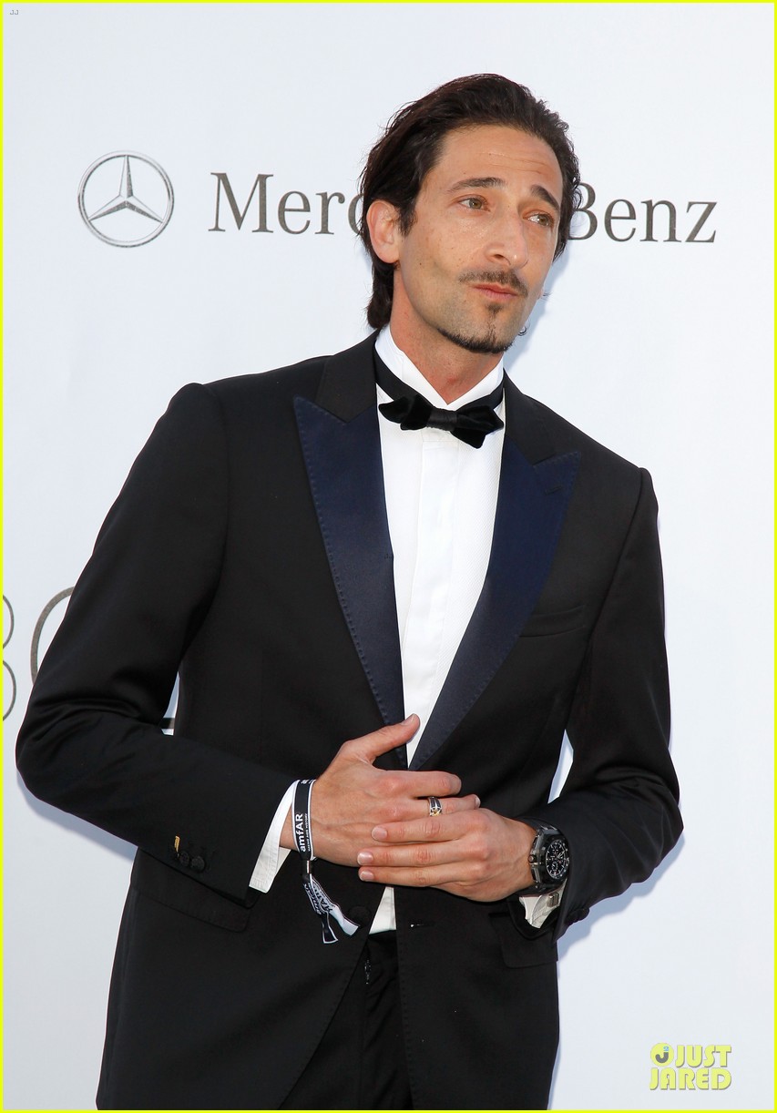 Gerard Butler - amfAR Cannes Gala 2012: Photo 2666375 | Adrien Brody ...