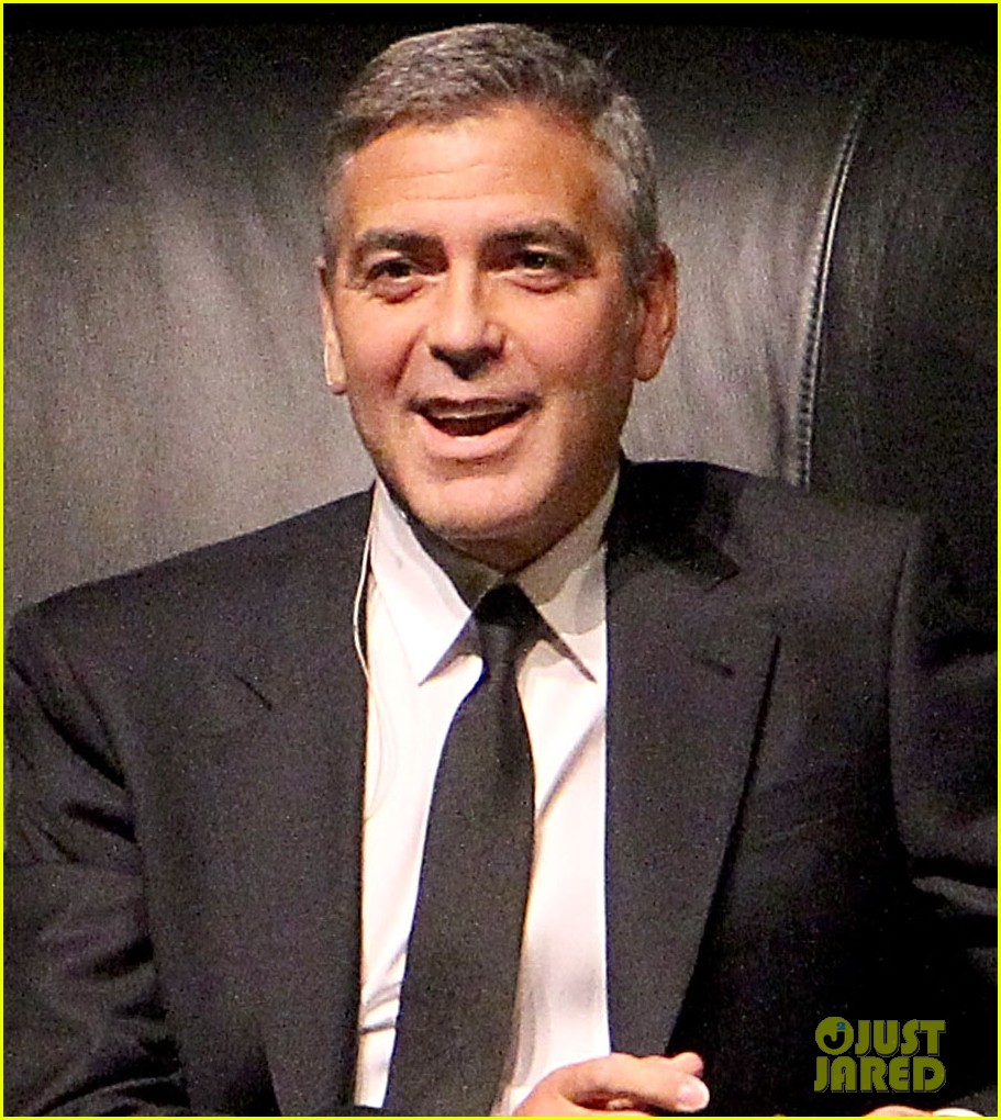 George Clooney: Standing Ovation in Houston!: Photo 2657023 | George ...