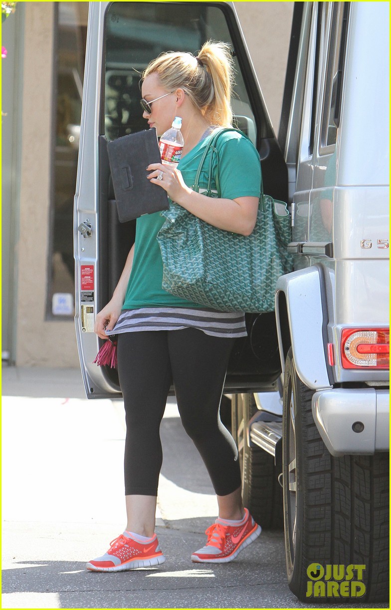 Hilary Duff to Harley Pasternak: Thanks for the Workout!: Photo 2668606 ...