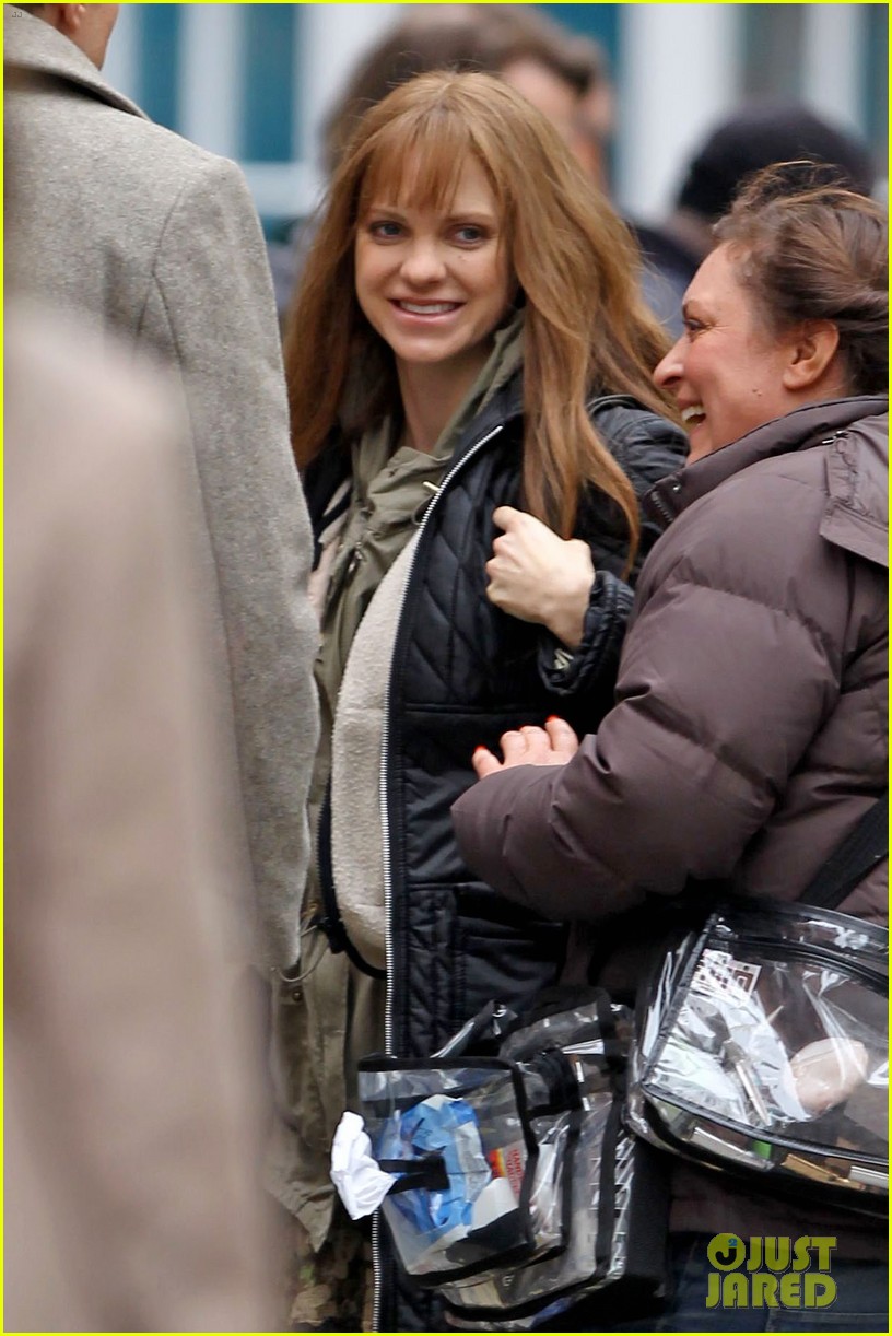 Anna Faris: 'I Give It a Year' Set with Simon Baker!: Photo 2664830 | Simon Baker Photos | Just ...