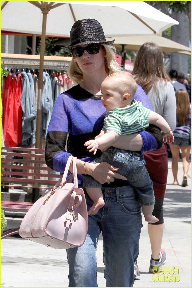 January Jones & Baby Xander: Friday Lunch: Photo 2660648 | Celebrity ...