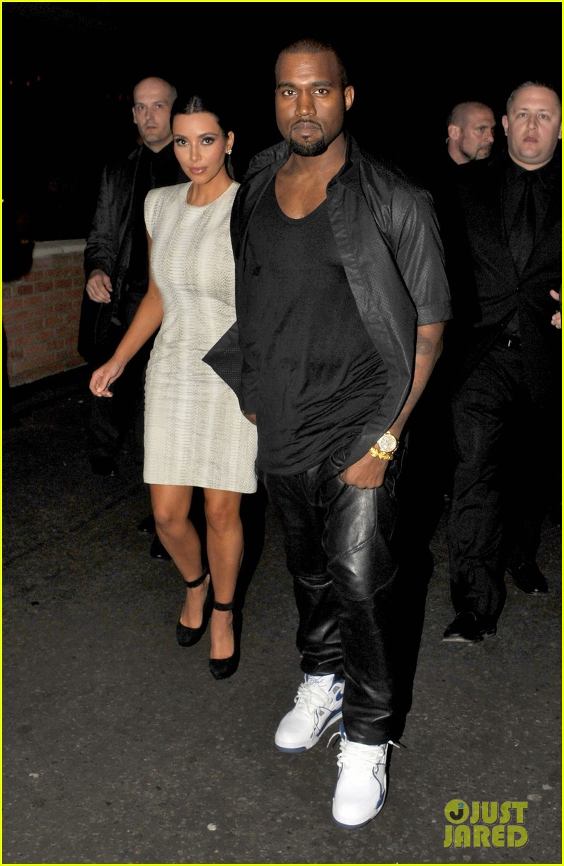 Kim Kardashian: Zuma with Kanye West!: Photo 2663135 | Kanye West, Kim ...