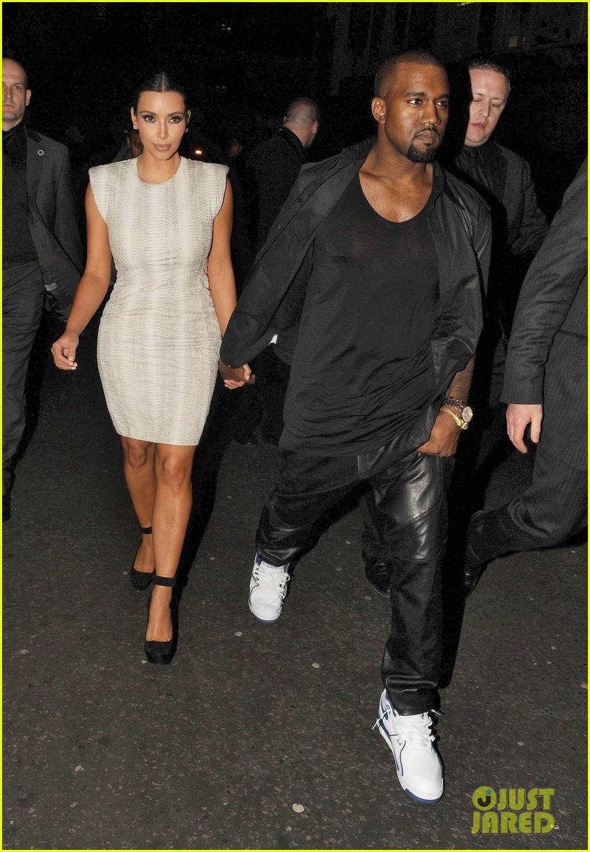 Kim Kardashian: Zuma with Kanye West!: Photo 2663142 | Kanye West, Kim ...