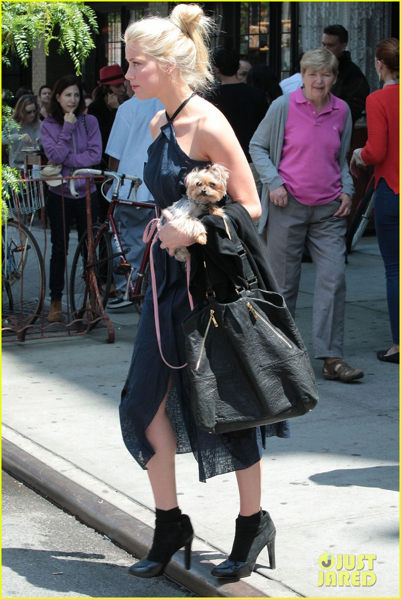 Jaime King & Kyle Newman: East Village Lovers!: Photo 2658192 | Amber ...