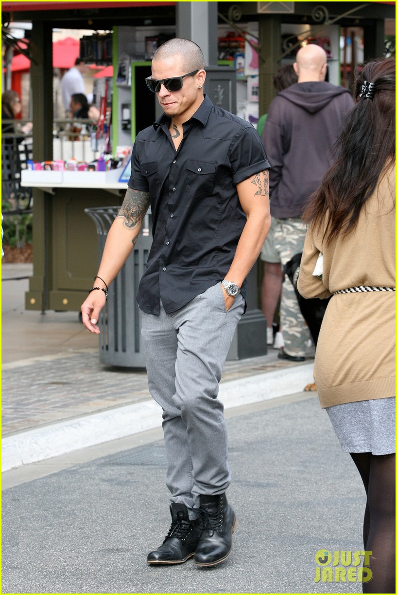 Casper Smart: Jennifer Lopez's Tour Choreographer!: Photo 2656876 ...