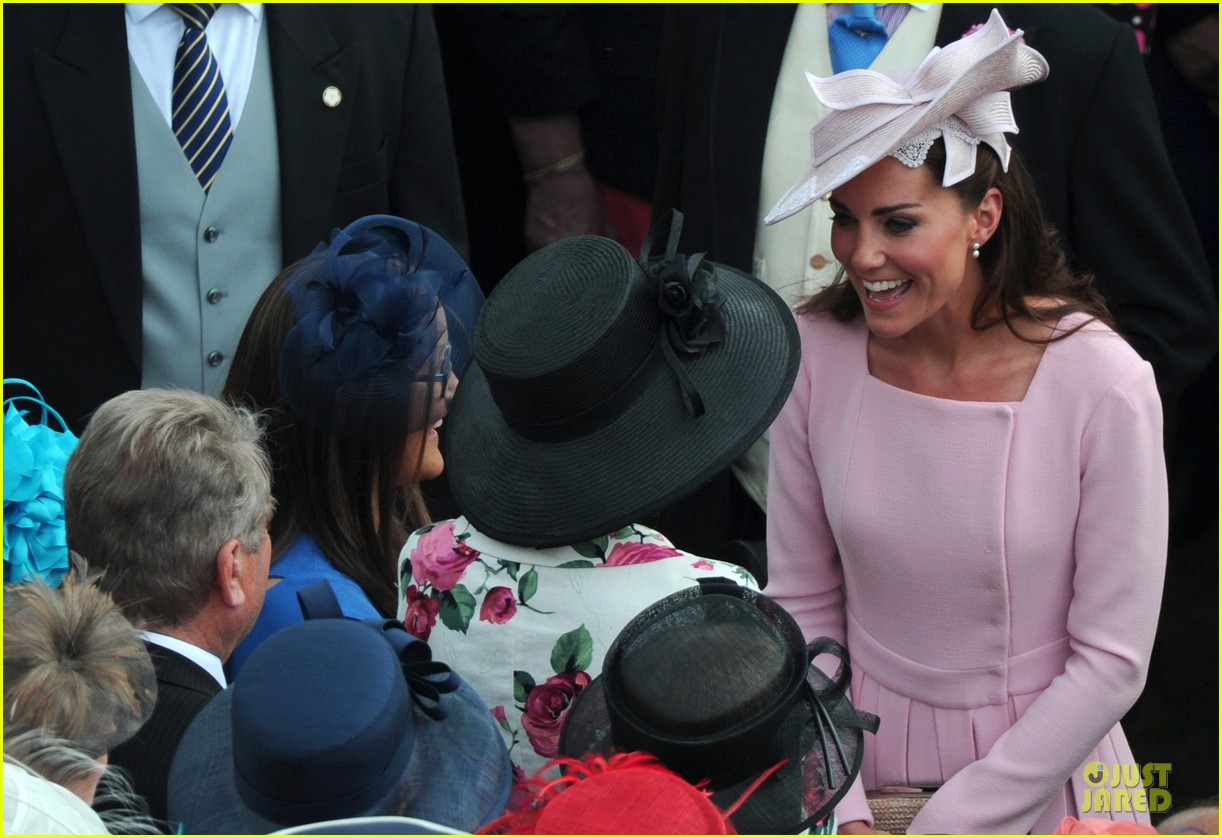 Duchess Kate: Buckingham Palace Garden Tea Party!: Photo 2668071 ...