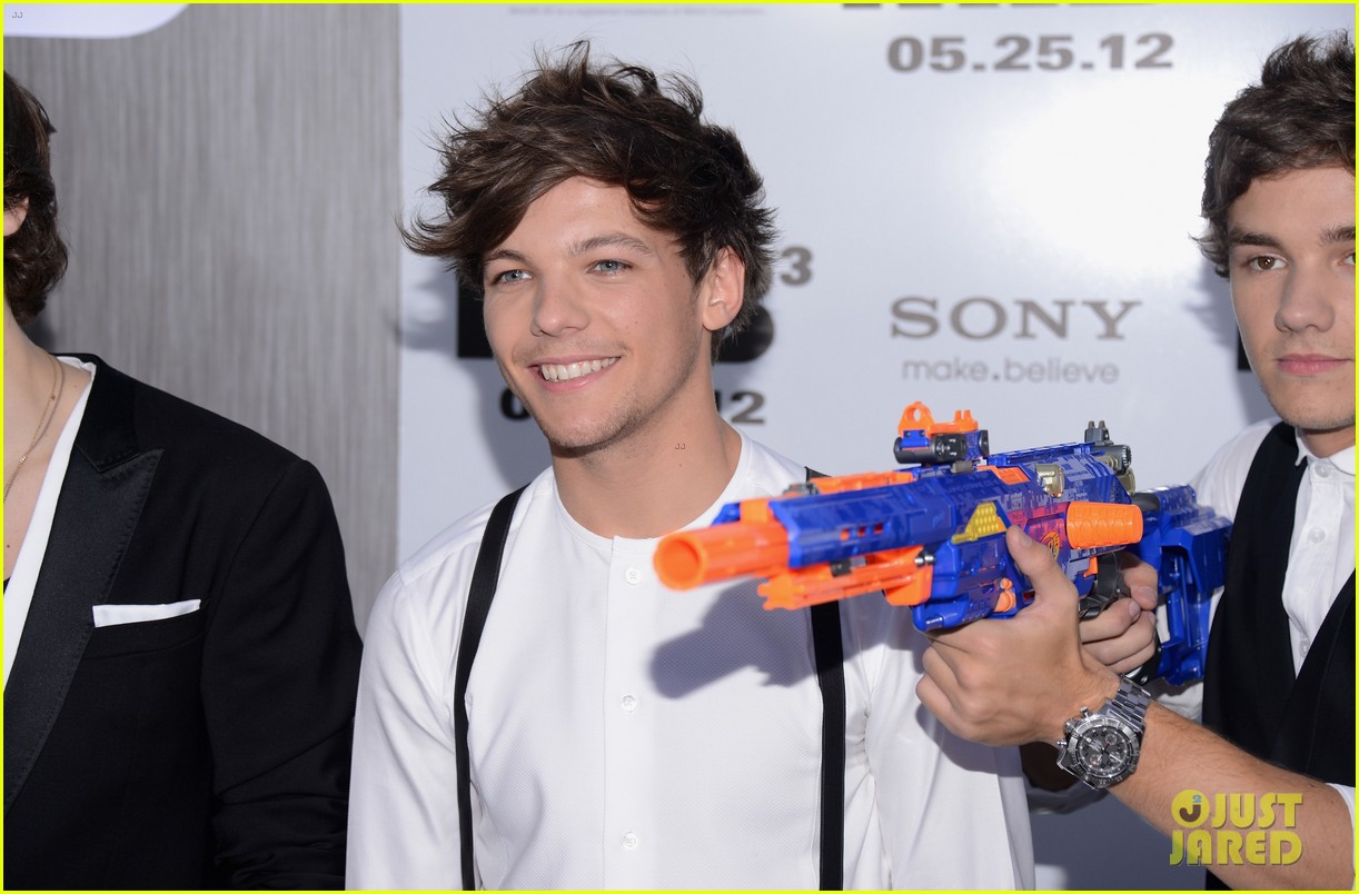 One Direction: 'Men in Black 3' NYC Premiere!: Photo 2665987 | Photos ...