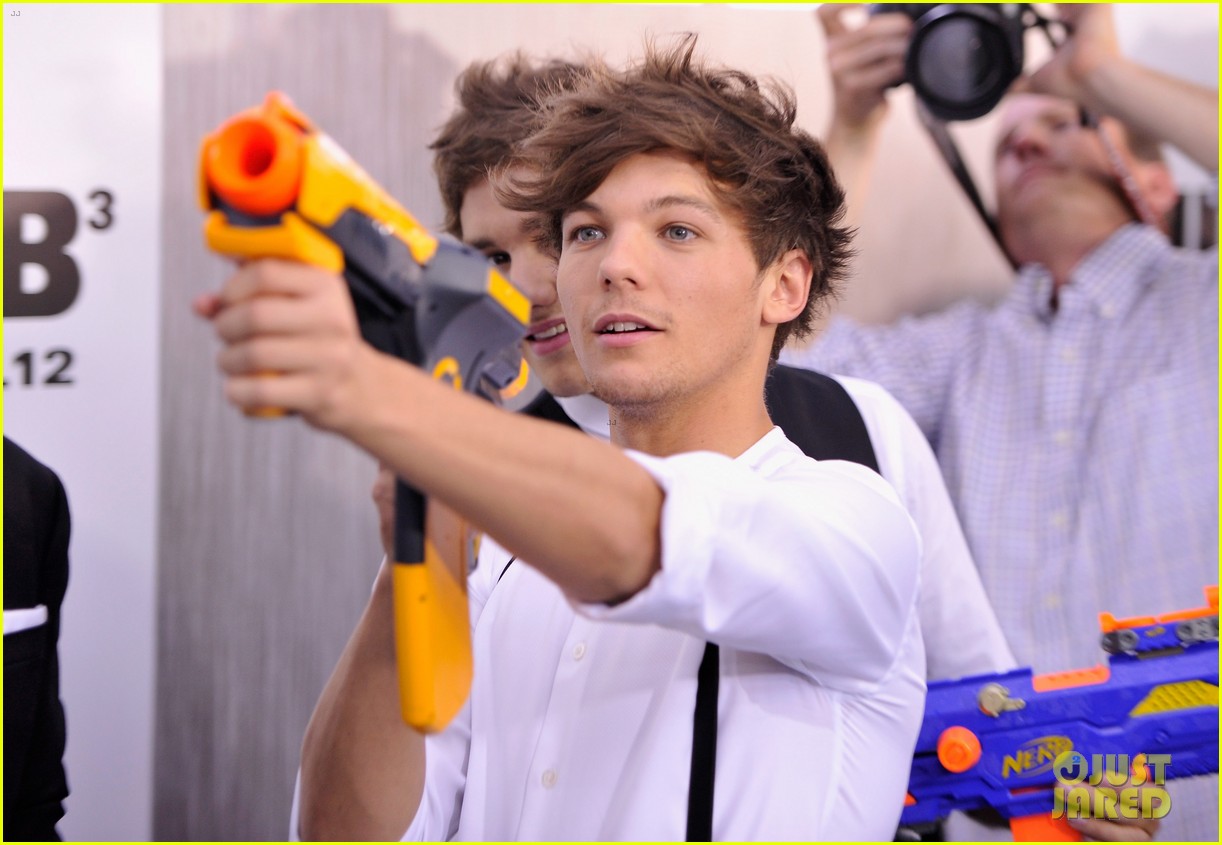 One Direction: 'Men in Black 3' NYC Premiere!: Photo 2665990 | Photos ...