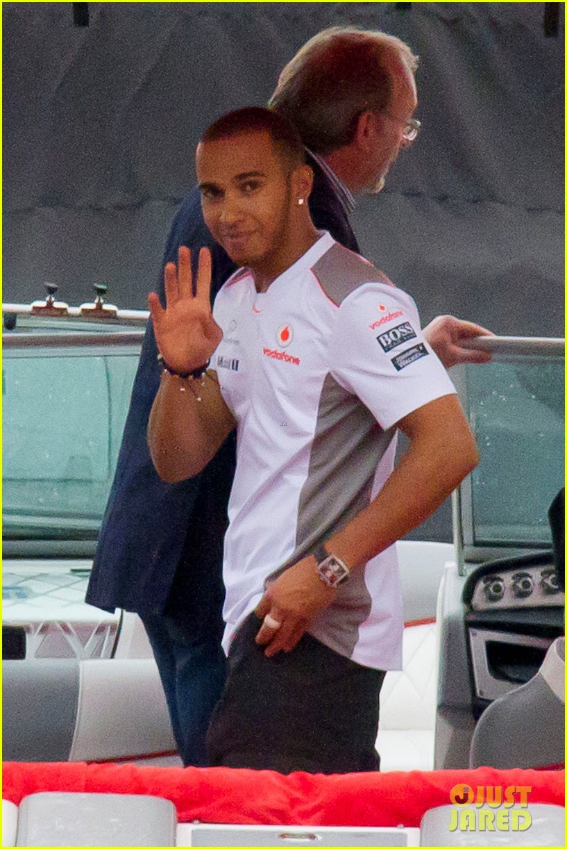 Nicole Scherzinger: Boat Ride with Lewis Hamilton: Photo 2667066 ...