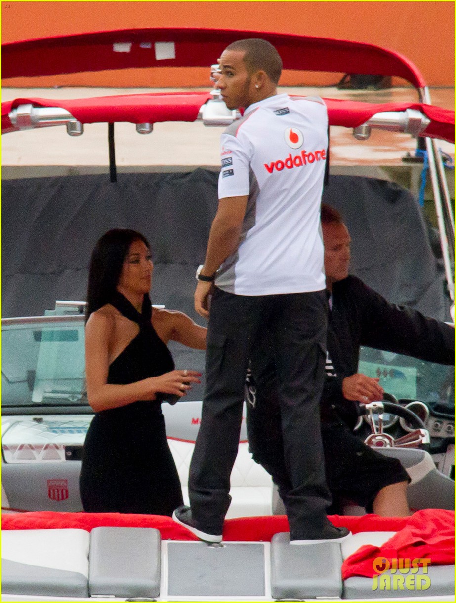 Nicole Scherzinger: Boat Ride with Lewis Hamilton: Photo 2667067 ...