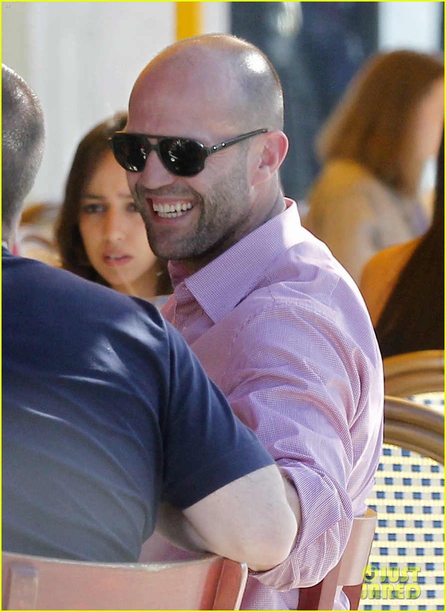 Jason Statham: Drinks at Le Petit Bistro: Photo 2662409 | Jason Statham ...