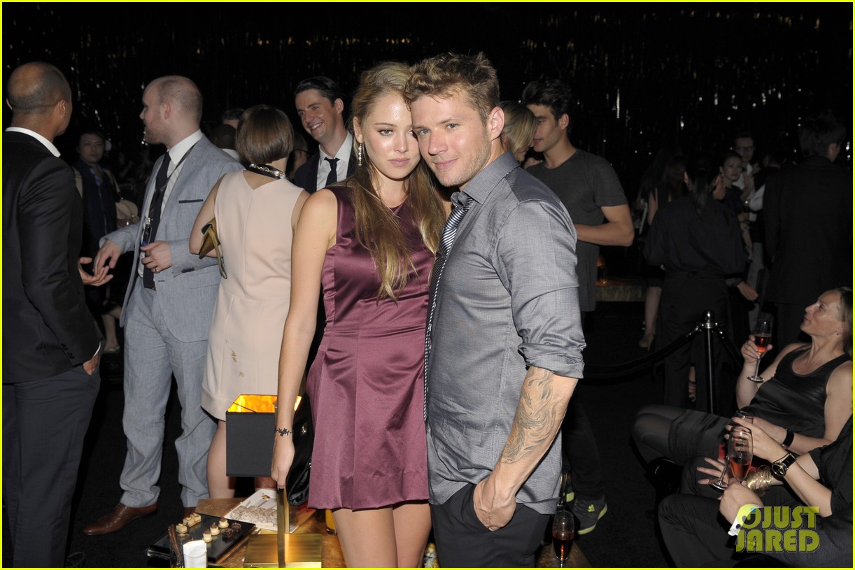 Tilda Swinton & Ryan Phillippe: BOSS Black Fashion Show!: Photo 2664272 ...
