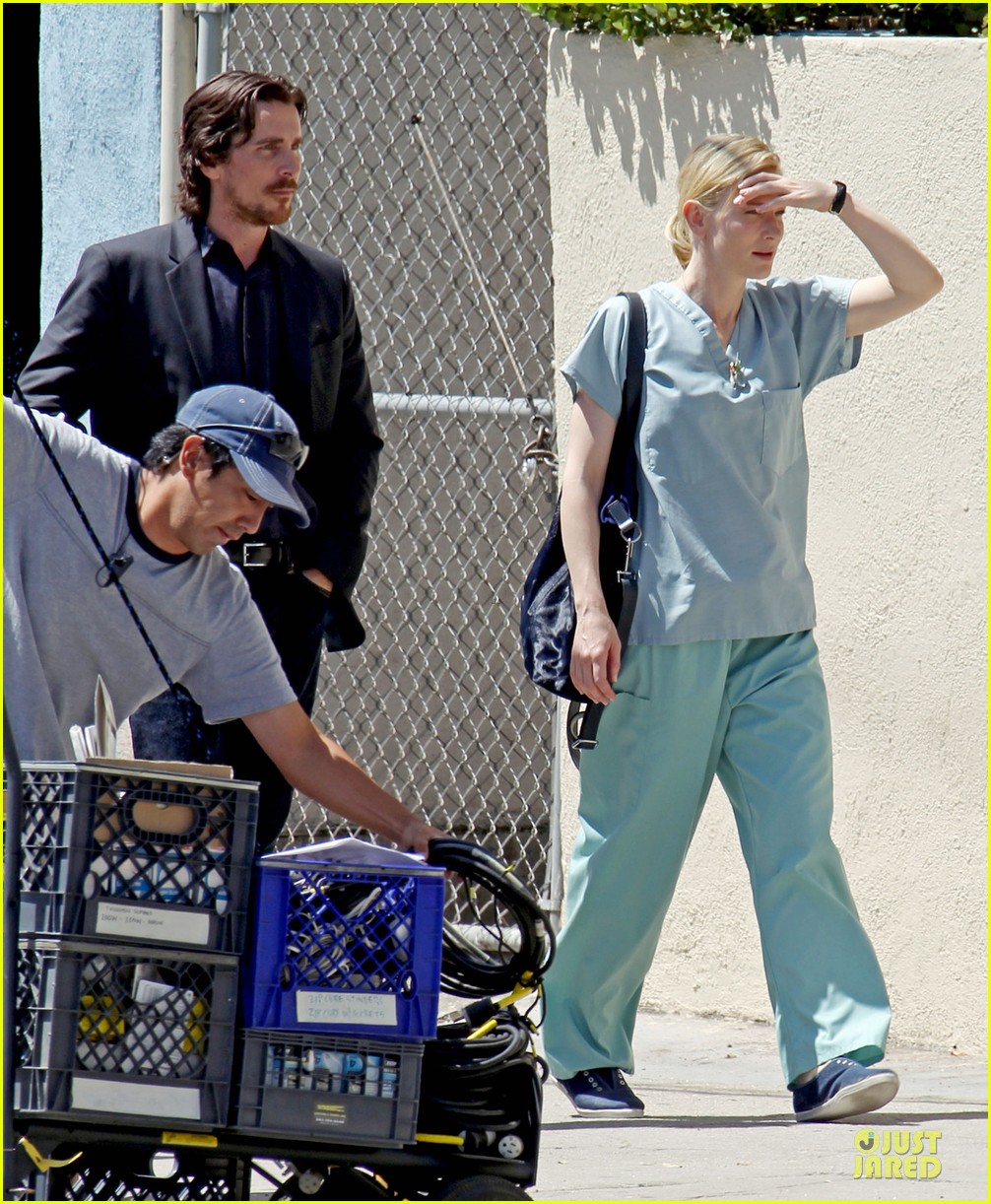 Cate Blanchett Scrubs Up for 'Knight of Cups': Photo 2672341 | Cate ...